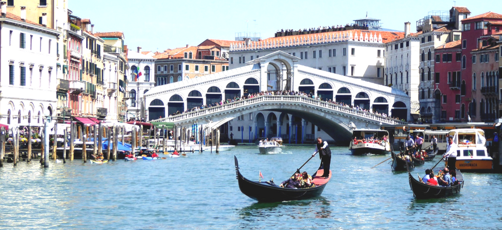 Some of the Most Common Student Challenges Studying Abroad | JLV ...